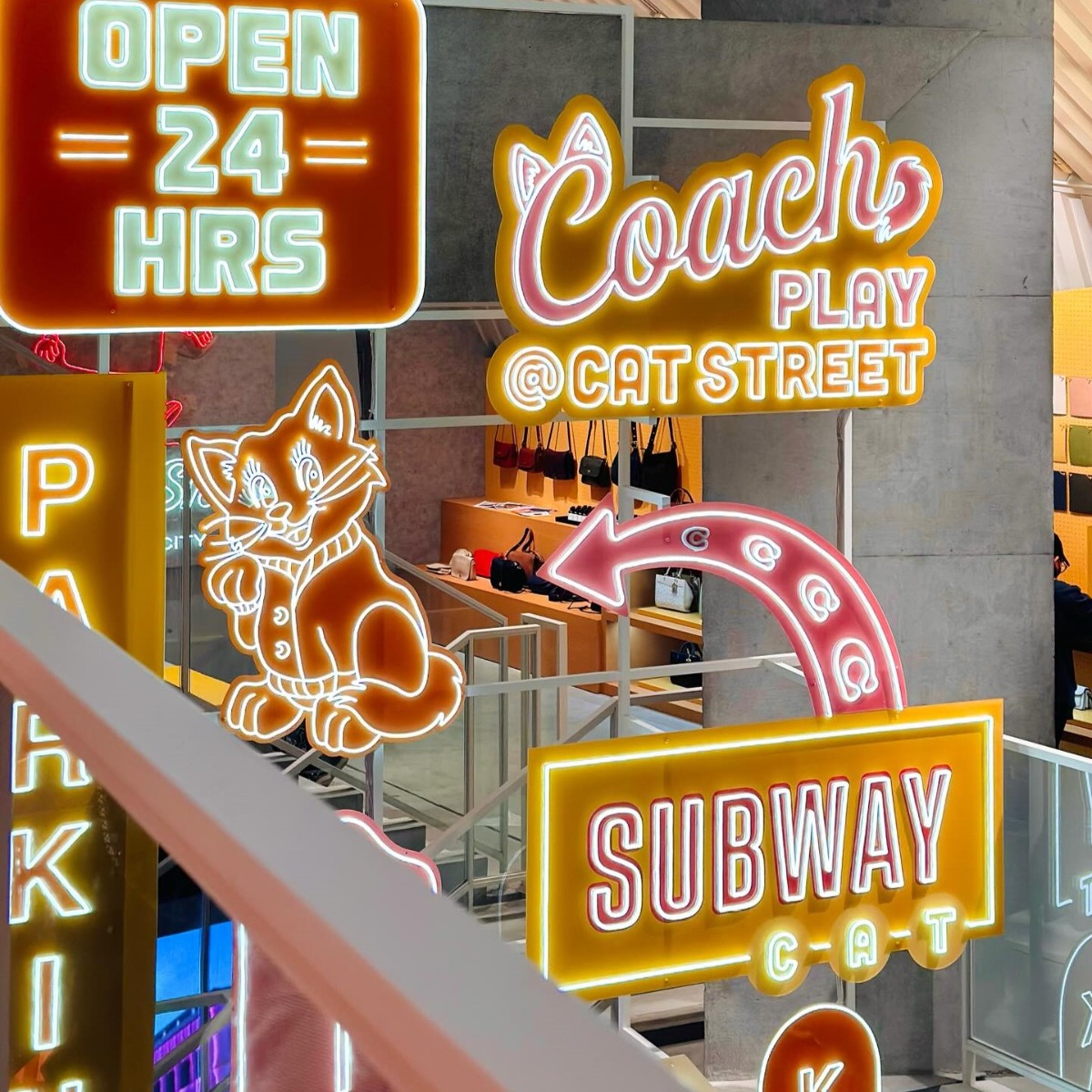 Custom Neon® Retail Showcase | LED Neon Signs for Retail Stores ...