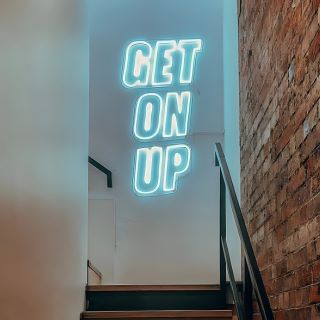 CUSTOM NEON® Directional Signs LED Neon Arrow Signs & Wayfinding Signage