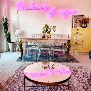 Custom Neon® Sign Ideas for Living Room Decor LED Neon Lounge Signs